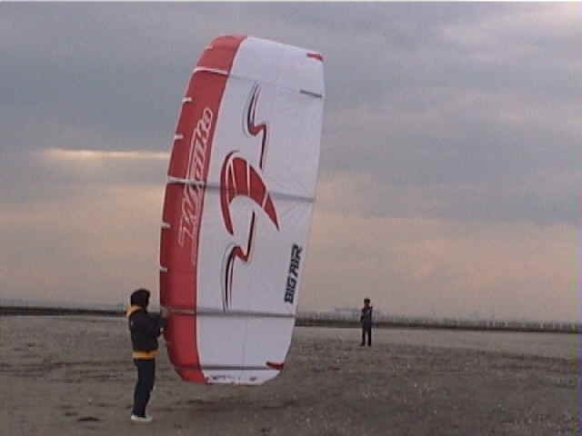 '01 WIPIKA,カイトボードとカイトサーフィンスクールのリアルカイト東京,千葉